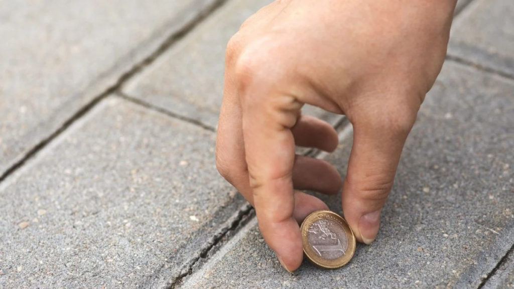 The Risks Of Picking Up Money From The Ground According To A Legal Expert