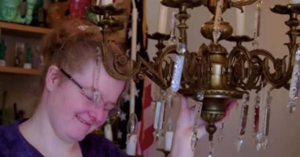 She fell in love with a chandelier, and no one understands her story